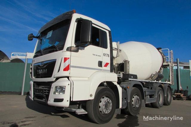 Liebherr na šasiji MAN TGS 32.420 kamion s mešalicom za beton