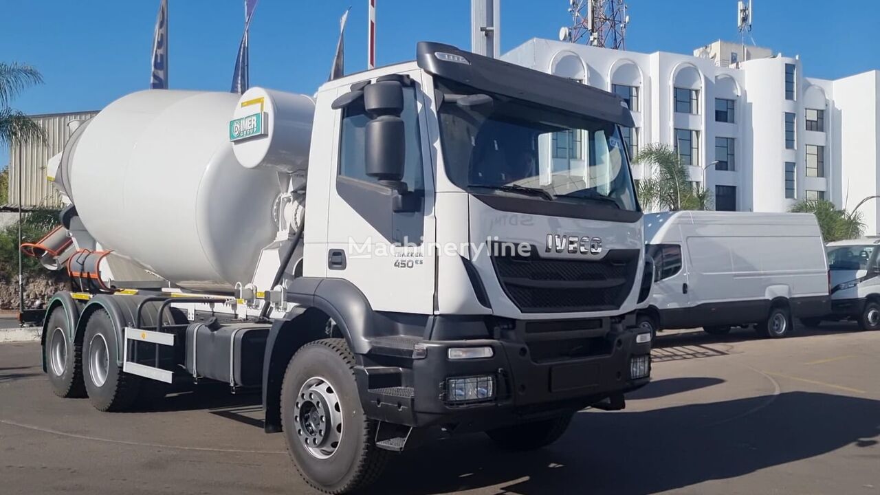 Novi IMER Group na šasiji IVECO Trakker 450 kamion s mešalicom za beton