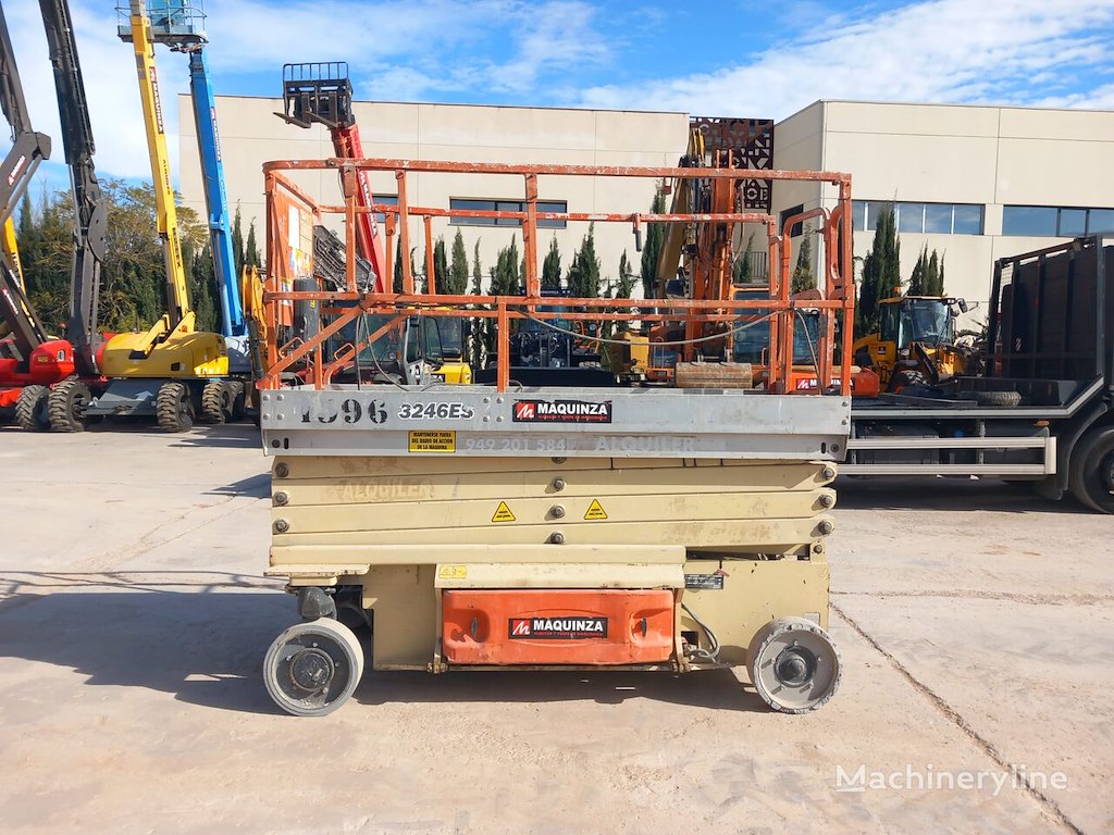 JLG 3246ES makazasta platforma