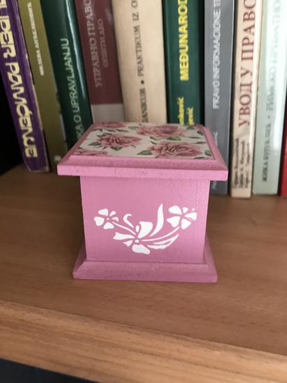 Unikatna dekorativna kutija