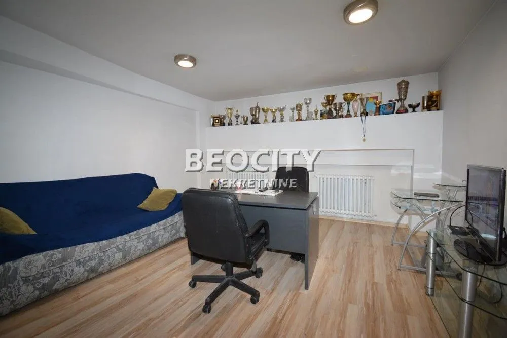 Prodaja, poslovni prostor, 40m2, Dedinje, Beograd