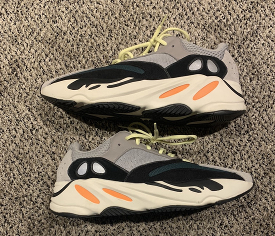 Yeezy 700 Wave Runner