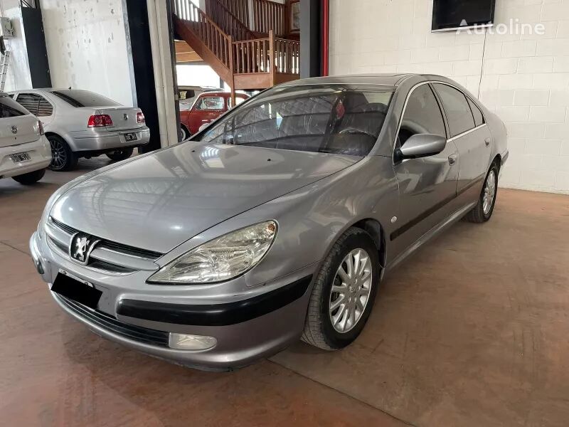 Peugeot 607 sedan