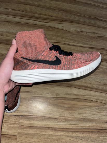 Nike patike br:40 gaziste:25,5 cm