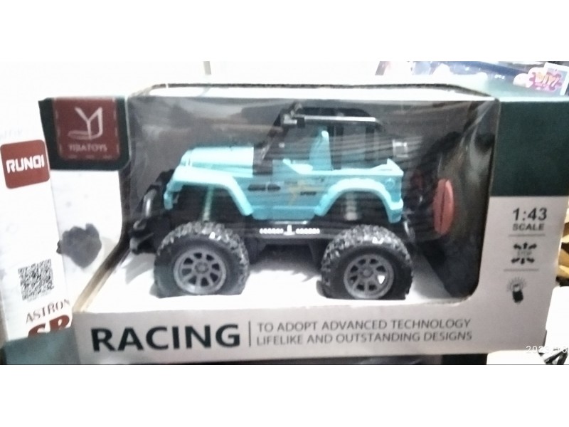 Auto RC plavi