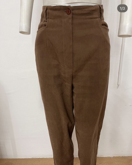 Lezerne pantalone