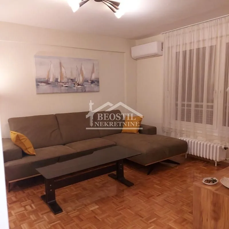 Izdavanje, dvosoban stan, 55m2, Stari Grad, Beograd