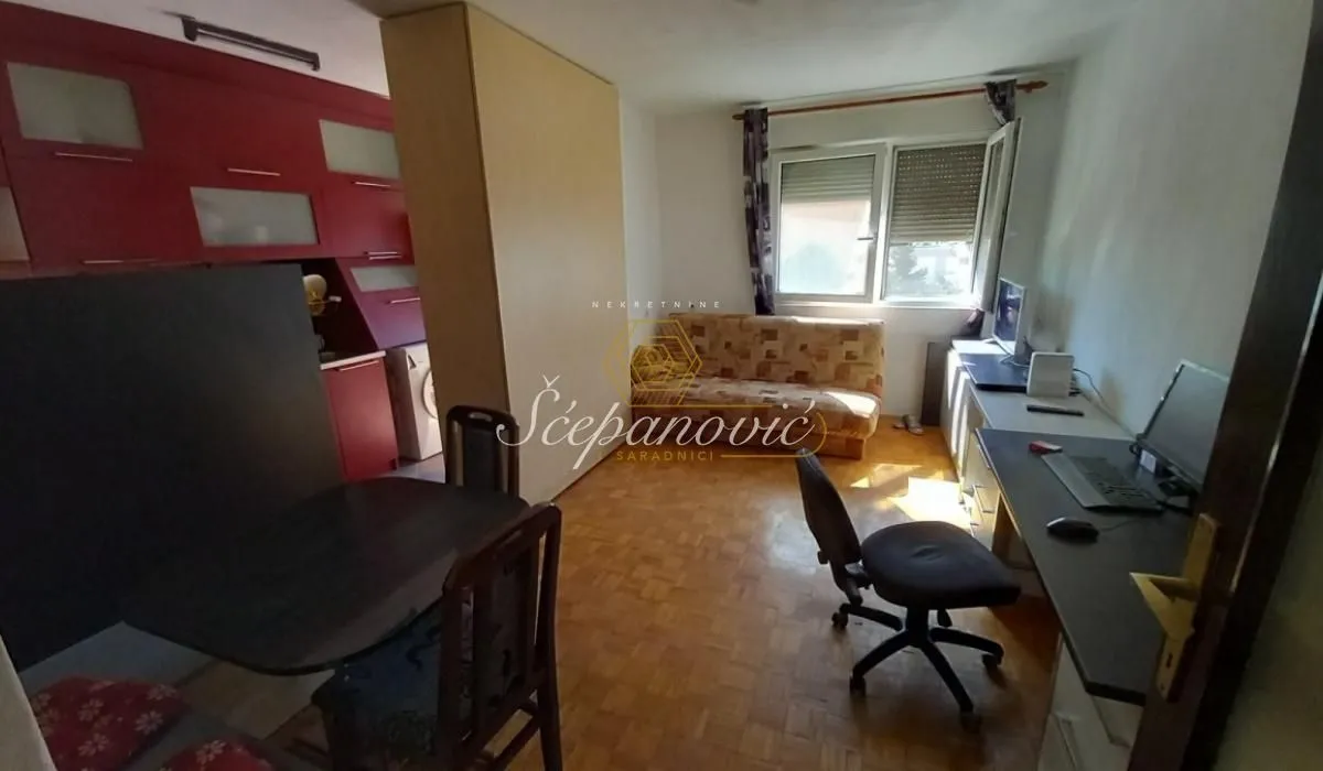 Prodaja, dvosoban stan, 43m2, Adamovićevo Naselje, Novi Sad, Novi Sad