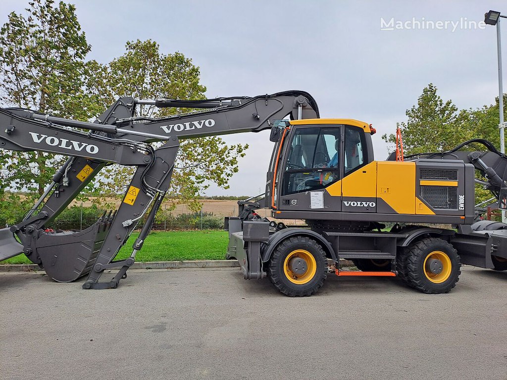 Novi Volvo EW180E bager točkaš