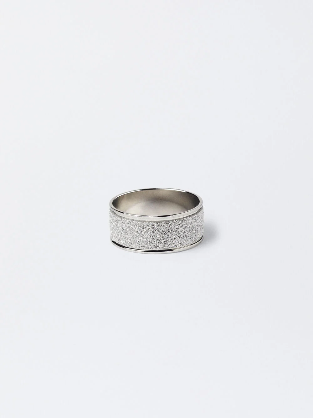 Rrhinestone Ring