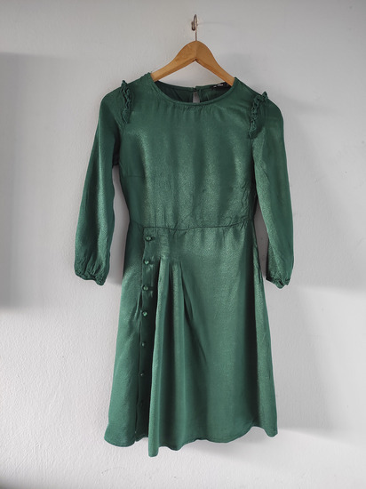 Smaragdno zelena sate haljina, NOVO