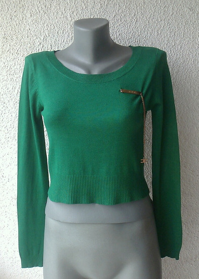 bluza zelena kratka trikotažna br S ili M G.D.G