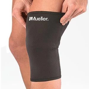 Mueller steznik za koleno od neoprena (424)