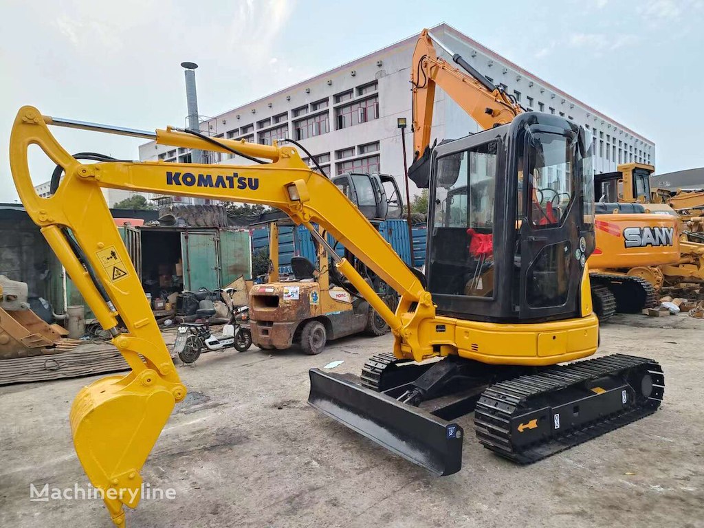 Komatsu PC35. 3 ton mini digger mini bager