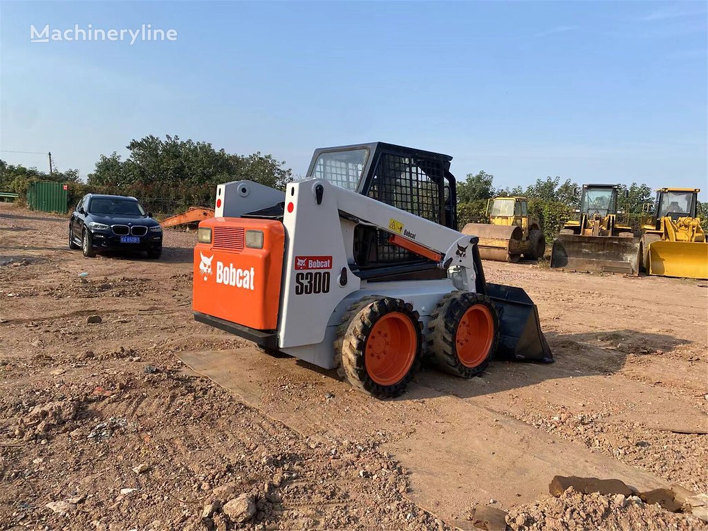 Bobcat S300 mini utovarivač