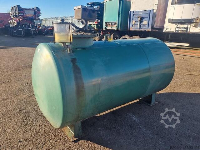 Rezervoar za gorivo
THYSSEN UNFORMTECHNIK STEEL DOUBLE SIDE TANK 6616-D