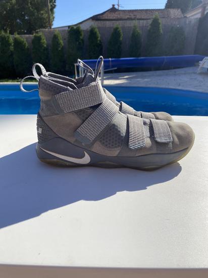 NIKE LeBron Soldier 11 Cool Grey