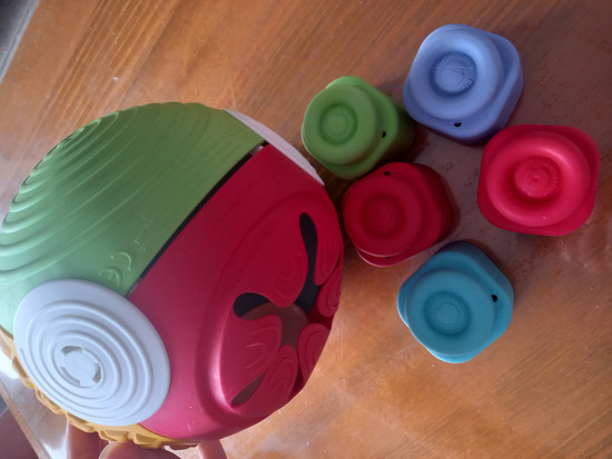 Clementoni senzorna lopta za bebe sa kockama