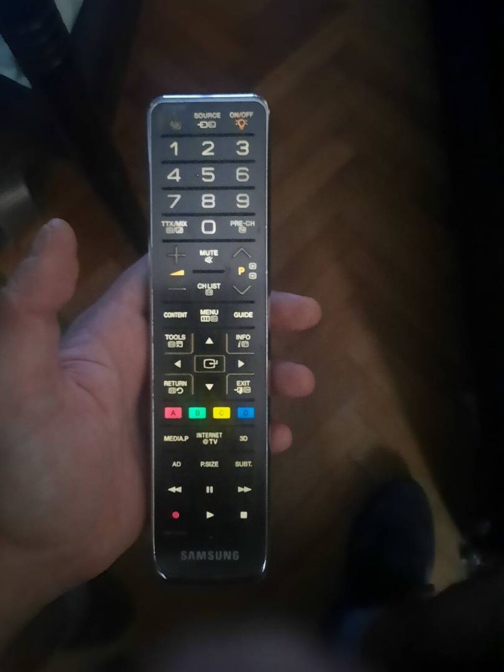 Daljinski za LCD Samsung tv, televizor. Ispravan