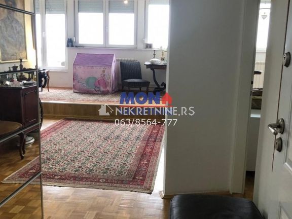 Novi Beograd, Blok 30, B92, Bulevar Zorana Đinđića, 3.0, 73m2, 230000 EUR