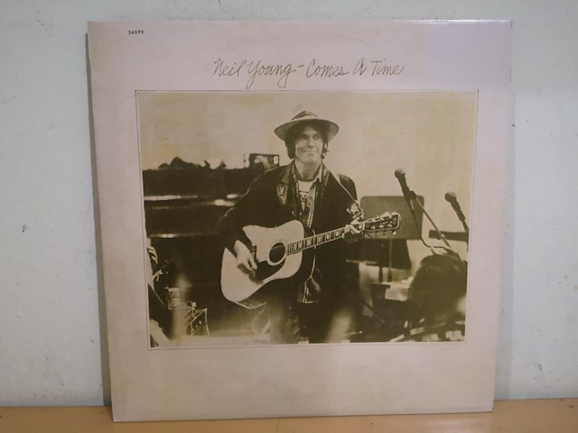 Neil Young:Comes a Time