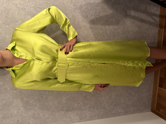 Zeleno-zuta midi haljina