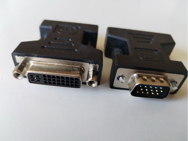 DVI-I Dual Link 24+5 pin na muški VGA 15 pin