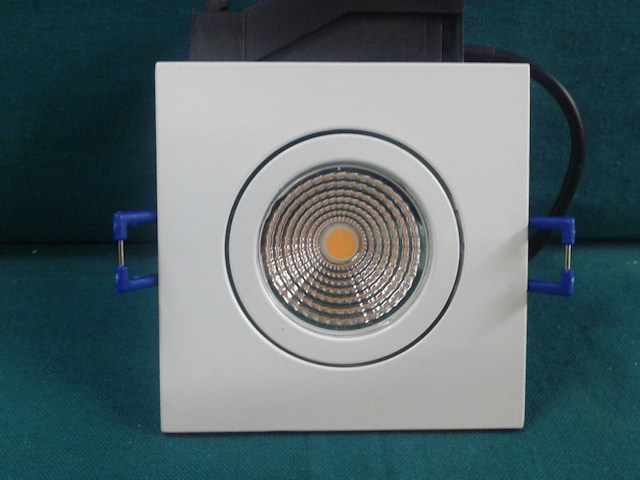 led panel