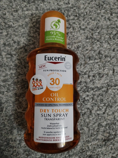Eucerin dry touch sprej spf30