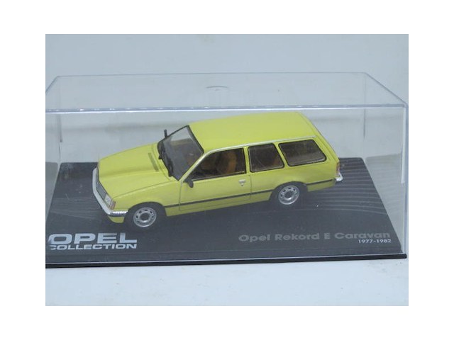 1:43 IXO/altaya opel rekord E caravan