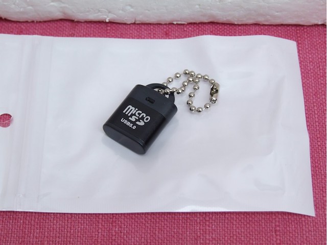 MicroSD i TF na USB 2.0 citac memorijskih kartica NOVO!