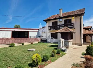 Prodaja Kuća - Mladenovac, Velika Krsna