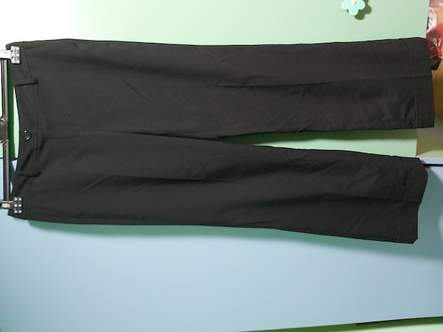 Esprit crne siroke pantalone