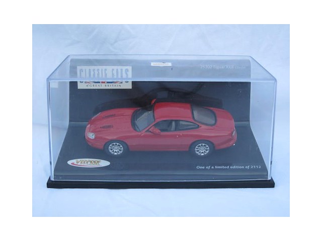 1:43 vitesse jaguar XKR coupe