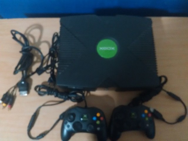 xbox original classic komplet ispravan stanje sa slika