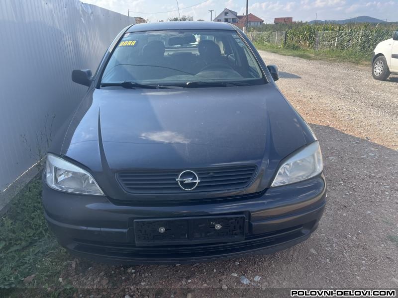 Opel Astra sofersajbna Stakla