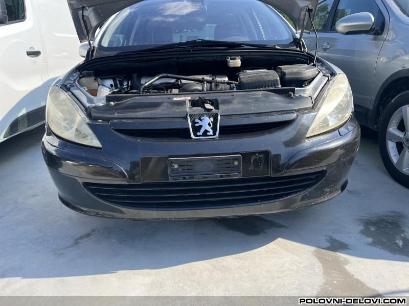 Peugeot 307 Prednji Branik Karoserija