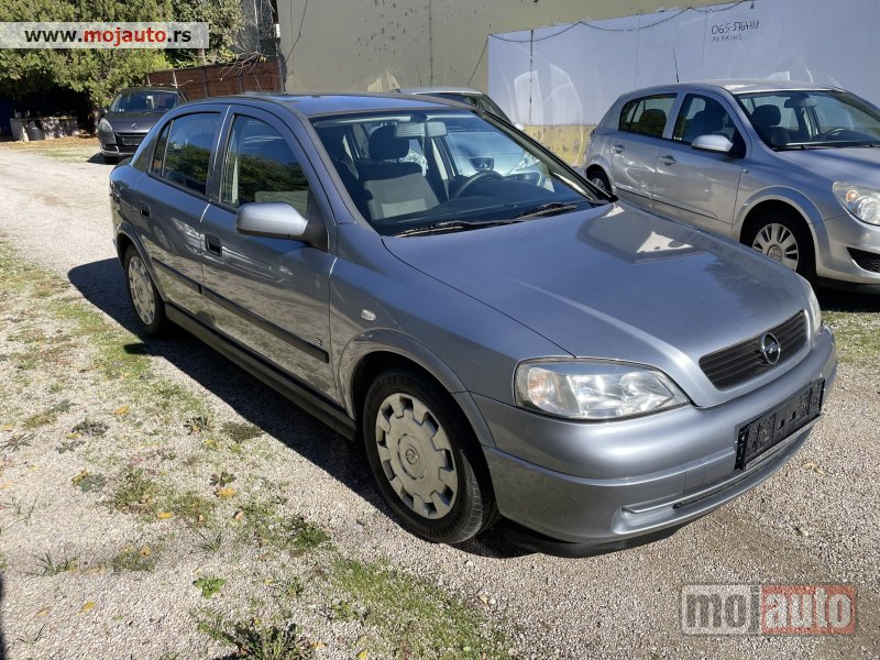 Opel Astra 1.6 16V