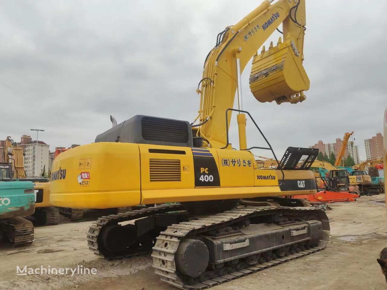 Komatsu PC400-8 bager guseničar