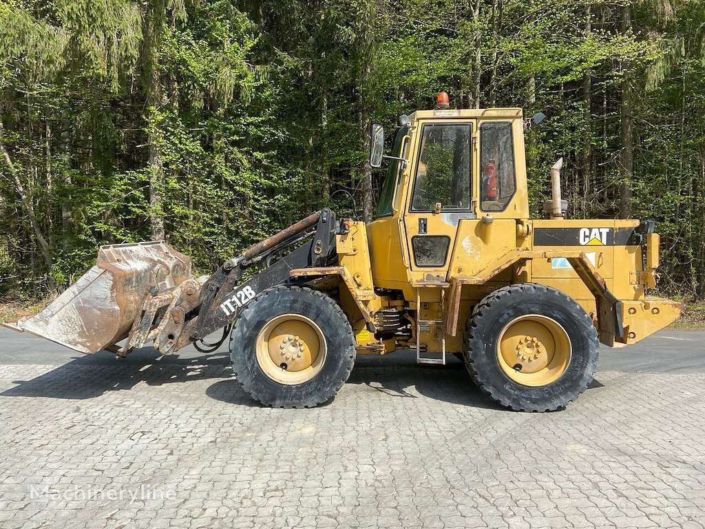 Caterpillar IT 12 B prednji utovarivač