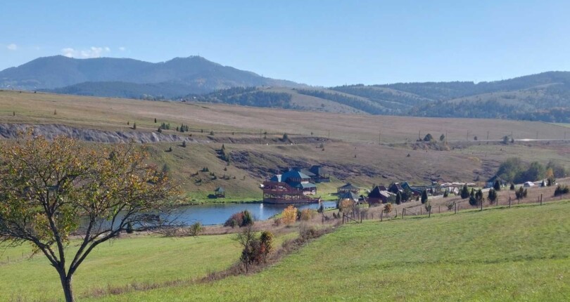 Prodajem parcelu na teritoriji opstine Cajetina