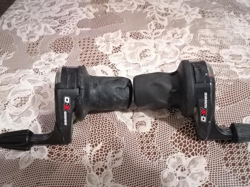 Grip sifteri Sram X0 za 3x9 brzina