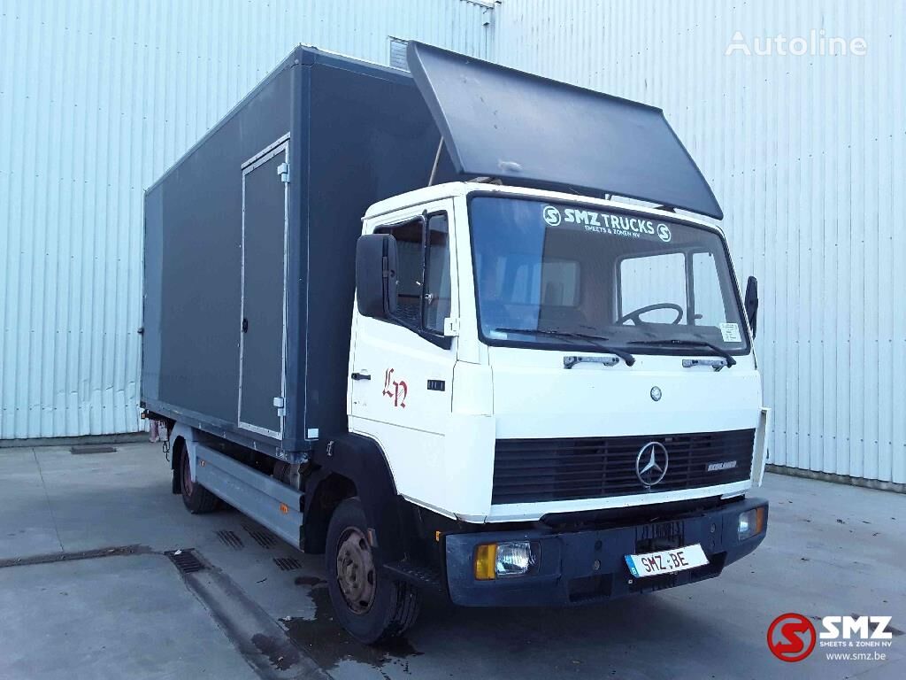 Mercedes-Benz 814 kamion za prevoz stoke