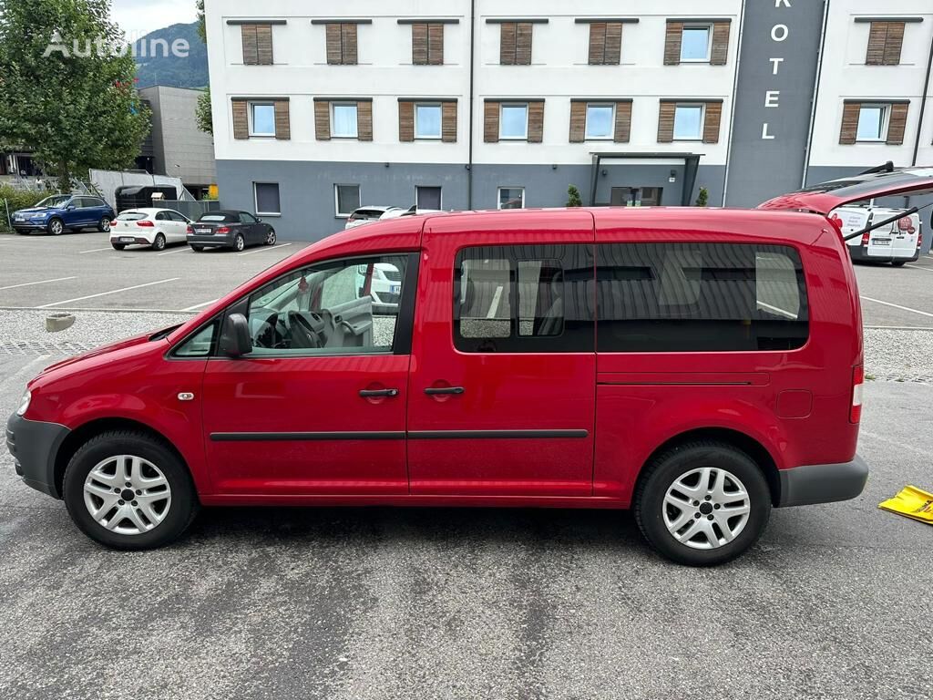 Volkswagen Caddy minivan