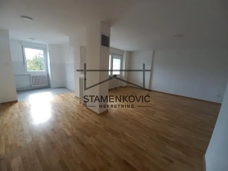 Prodaja, trosoban stan, 71m2, Novo naselje, Novi Sad