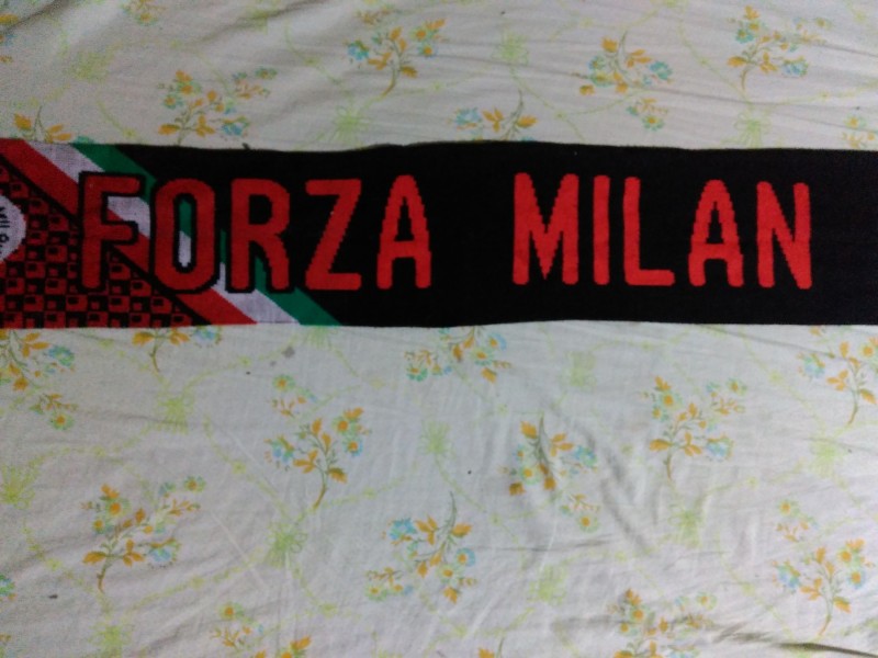 Forza Milan, sal