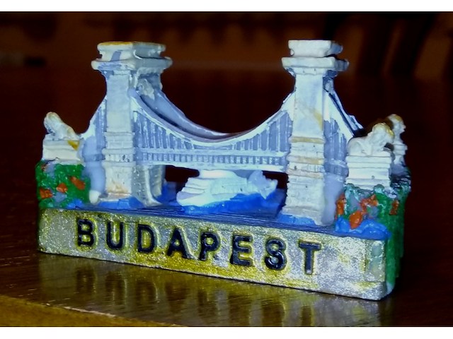 Suvenir figurica lančani most - Budapest