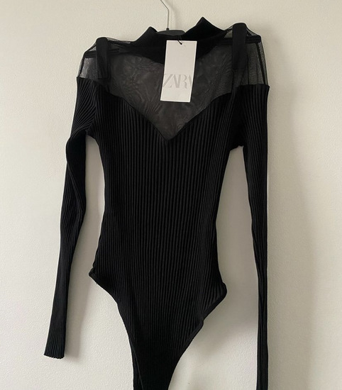 Nov ZARA body M/L