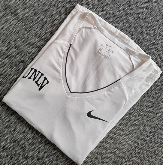 Nike DRI-FIT majica bela