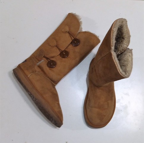 Ugg cizme 37 (24cm)